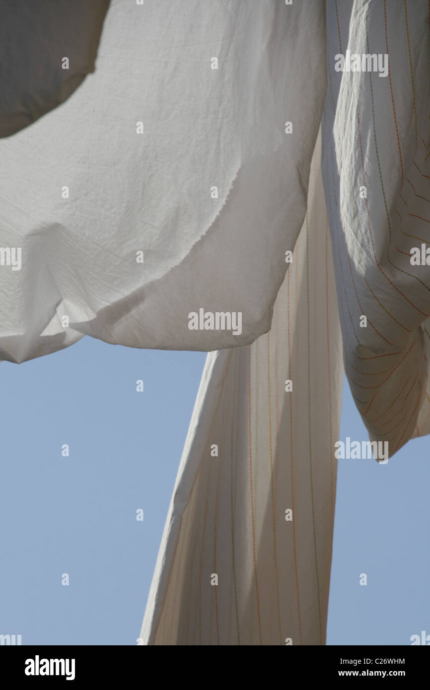 Hanging blanket on clothes line hi-res stock photography and images - Alamy