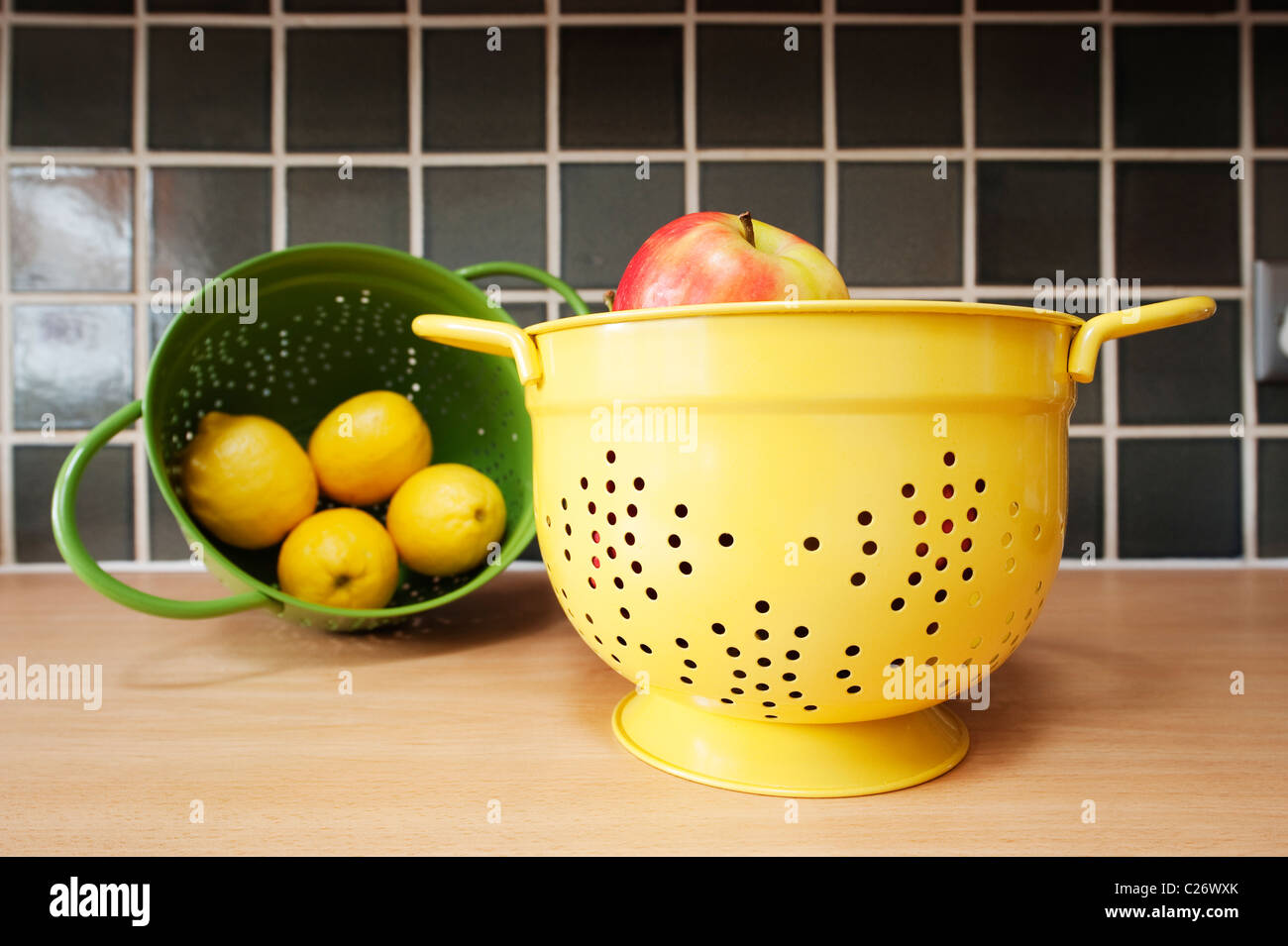 Tiled worktop hi-res stock photography and images - Alamy