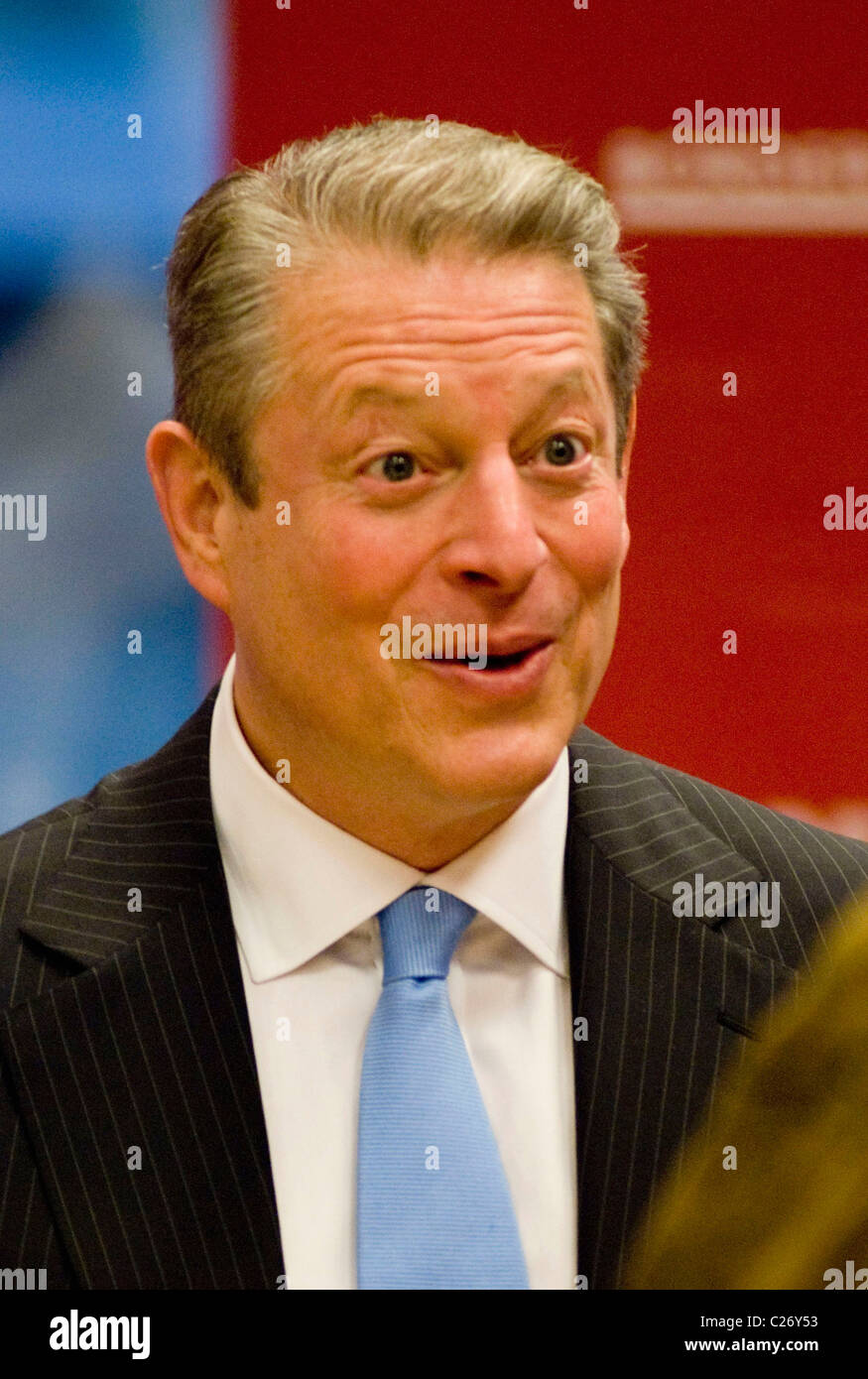 Al Gore signing copies of 'Our Choice: A Plan to Solve the Climate ...