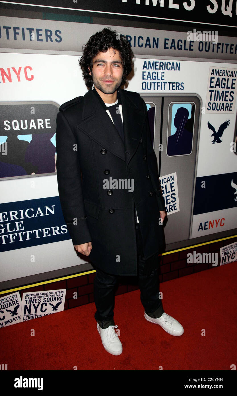 Adrian Grenier American Eagle Outfitters flagship store preview party ...