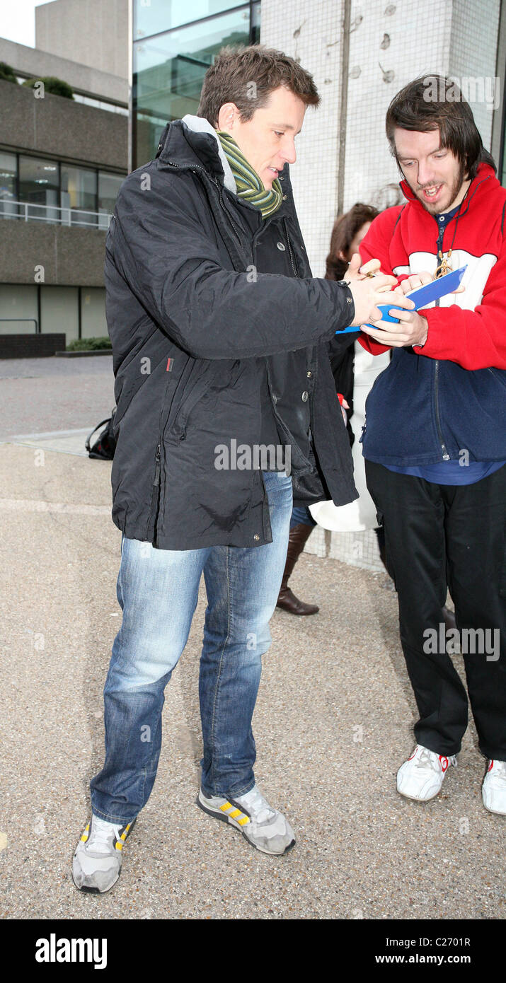 Ben Shepherd leaves the GMTV studios London, England - 18.11.09 WENN ...