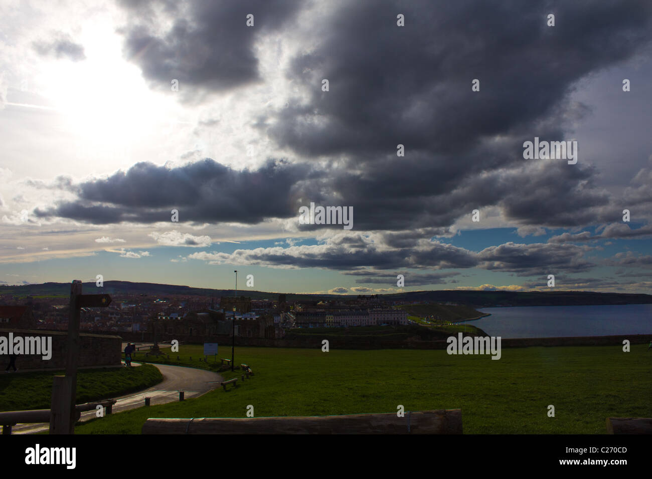 Whitby cliffs hi-res stock photography and images - Alamy