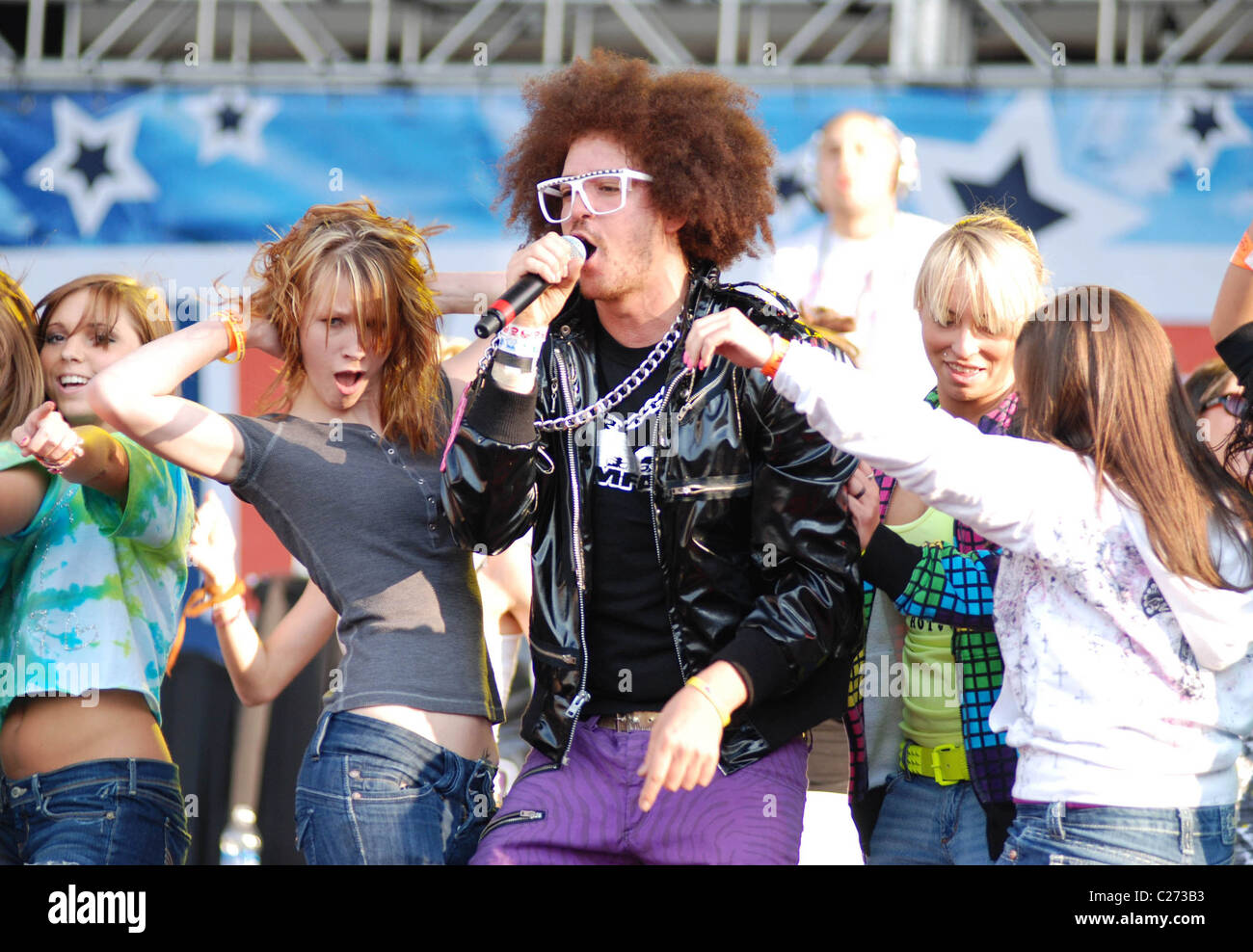 LMFAO Chicago radio station, B96fm hosts the B96 Pepsi Summerbash held ...
