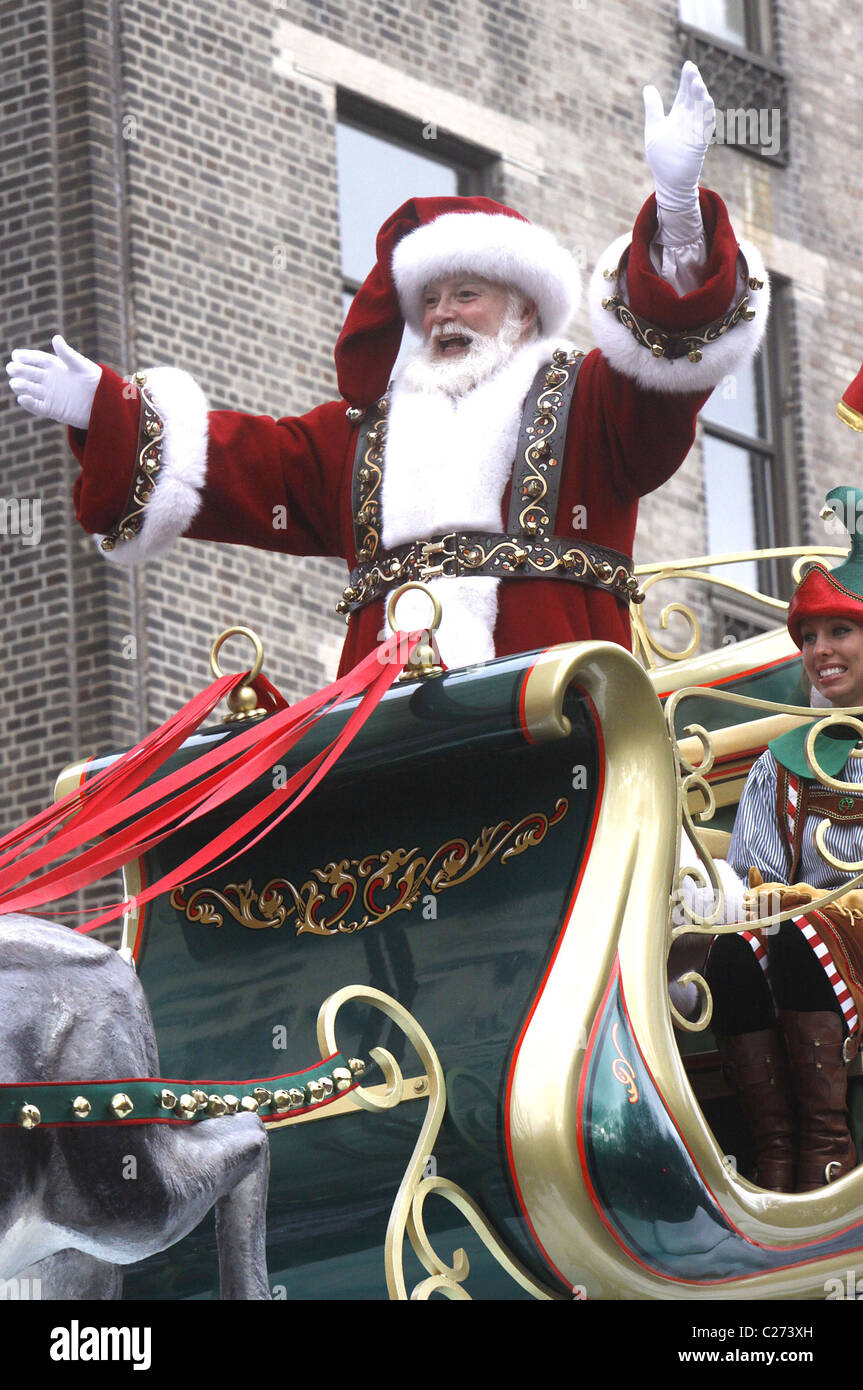Santa Claus The 83rd Annual Macy's Thanksgiving Parade New York City ...