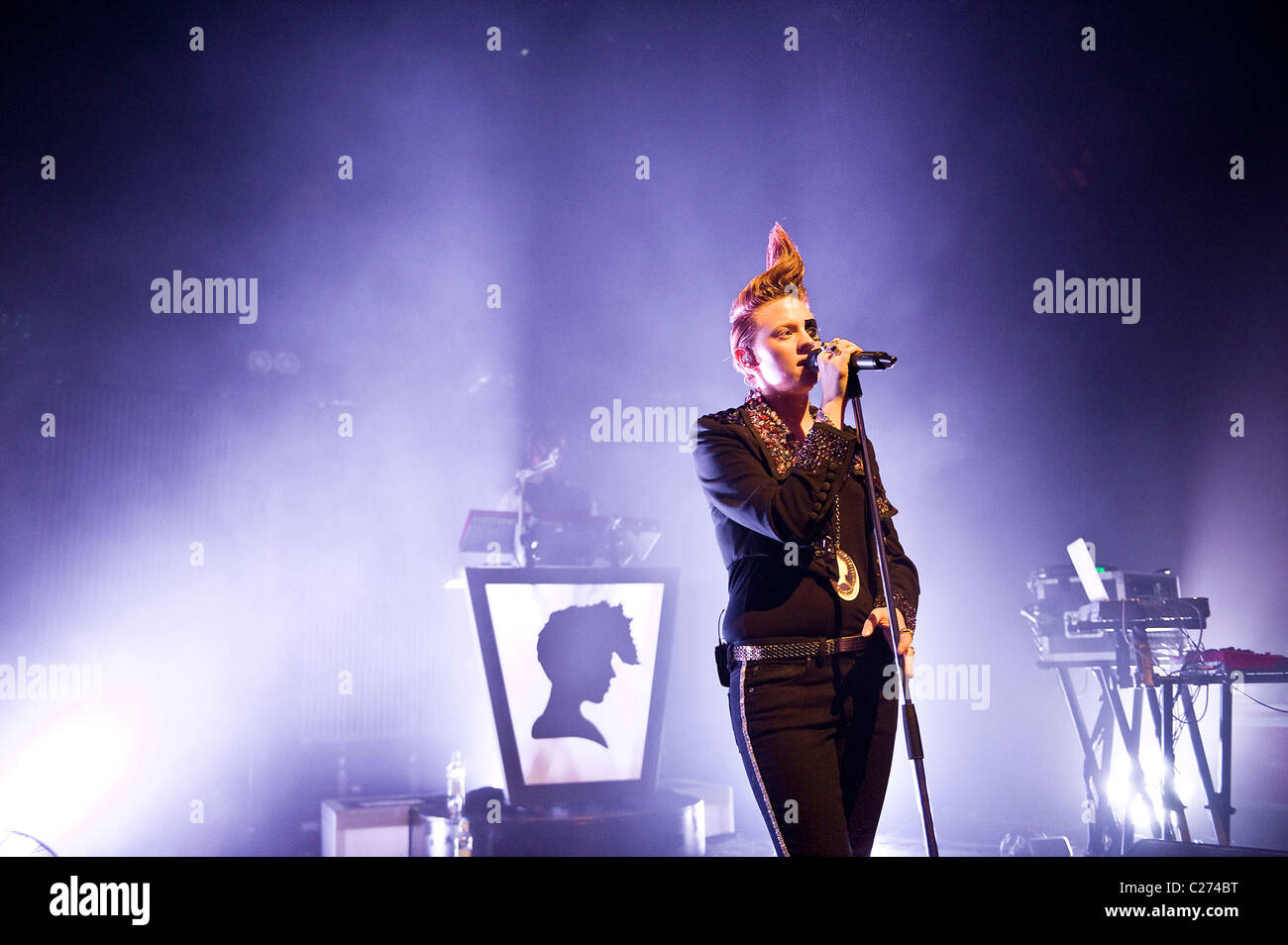 Singer eleanor elly jackson la hi-res stock photography and images - Alamy