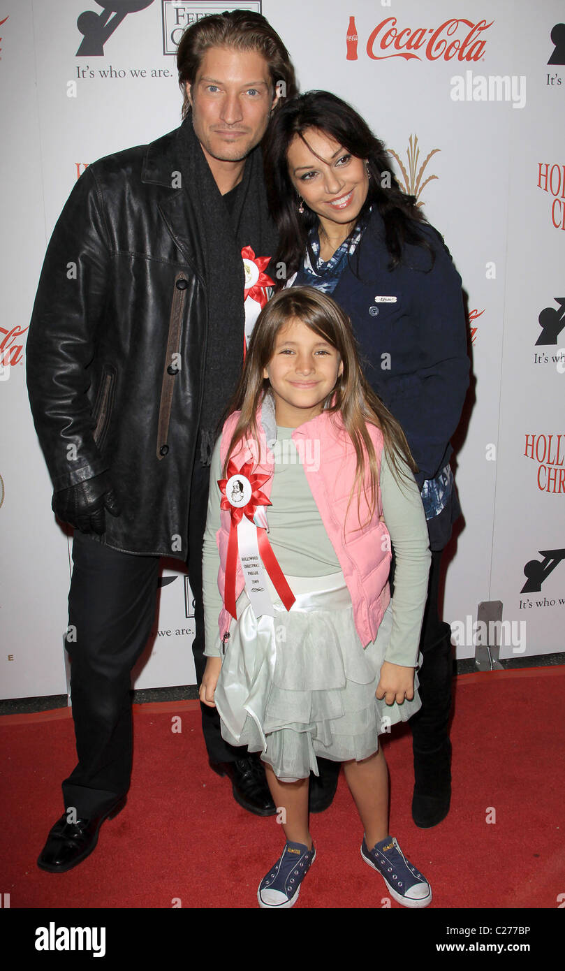 Sean Kanan with his family The 2009 Hollywood Christmas Parade/Live ...