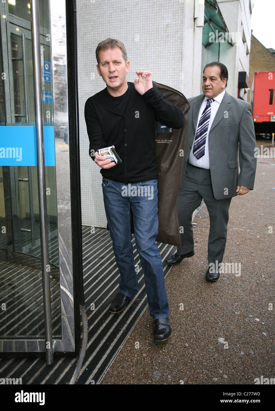 Jeremy kyle at the itv studios london hi-res stock photography and ...