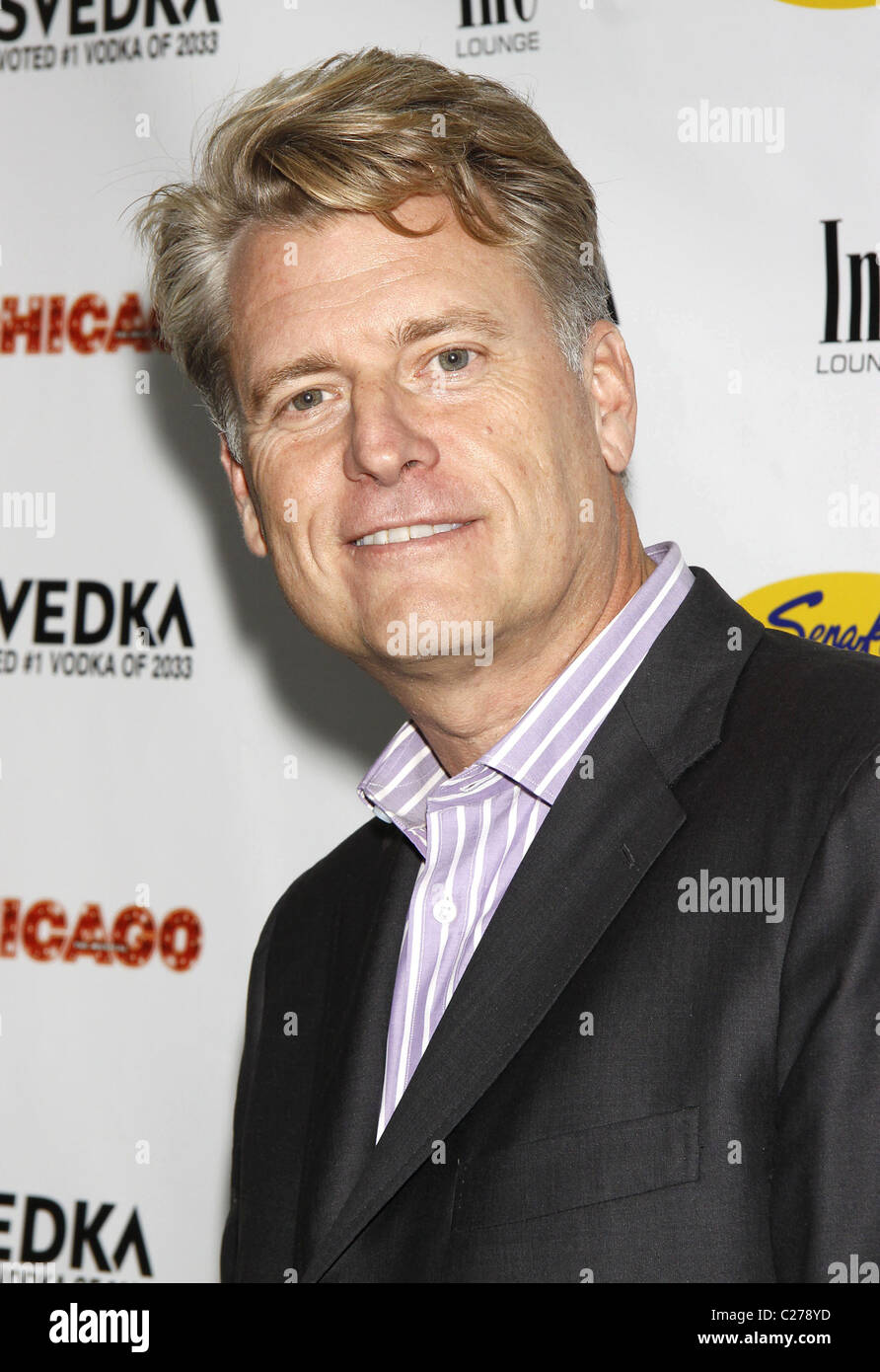 Joe Simpson Ashlee Simpson-Wentz makes her Broadway debut in the ...