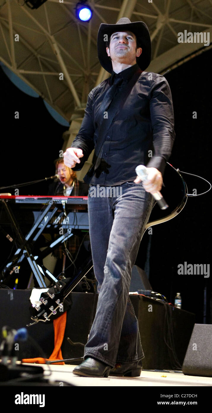 The Lost Trailers Fremont Street Experience Welcomes Rodeo Fans for the ...