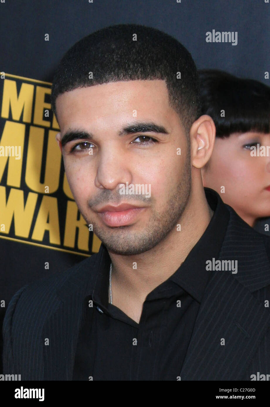 Drake 2009 American Music Awards - Arrivals held at the Nokia Theatre L ...