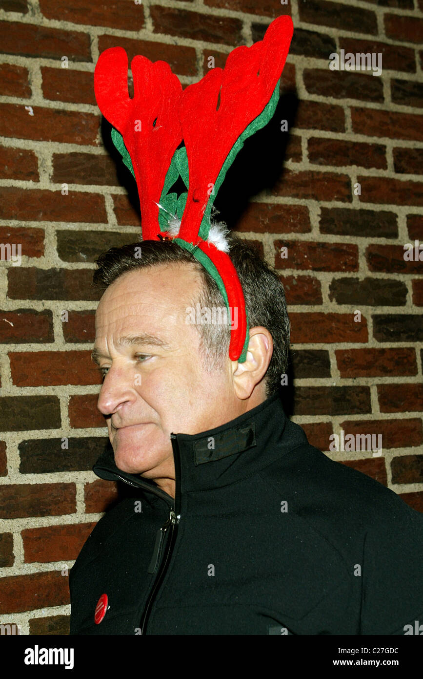 Robin Williams wearing reindeer antlers outside the Ed Sullivan Theater ...