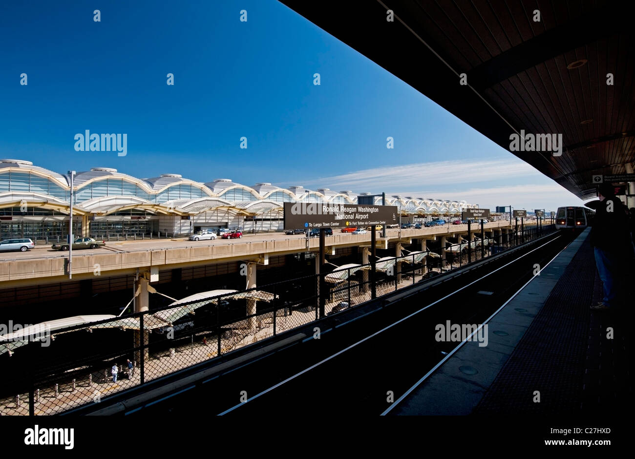 Ronald reagan washington national airport view hi-res stock photography ...