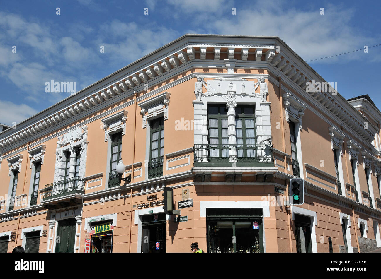 Ecuador colonial house hi-res stock photography and images - Alamy