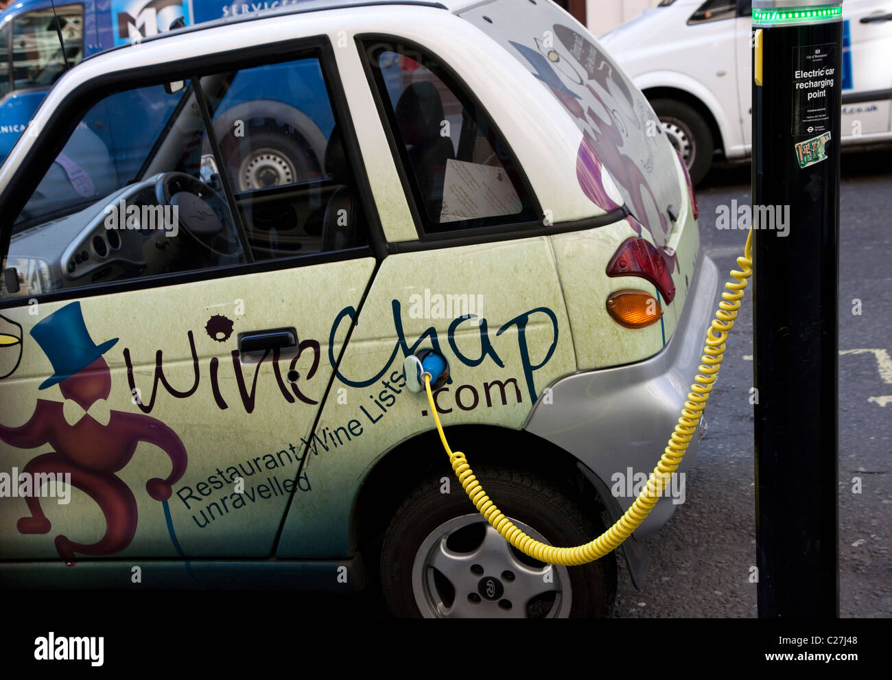 G-Wiz electric car at recharging point in Central London Stock Photo ...