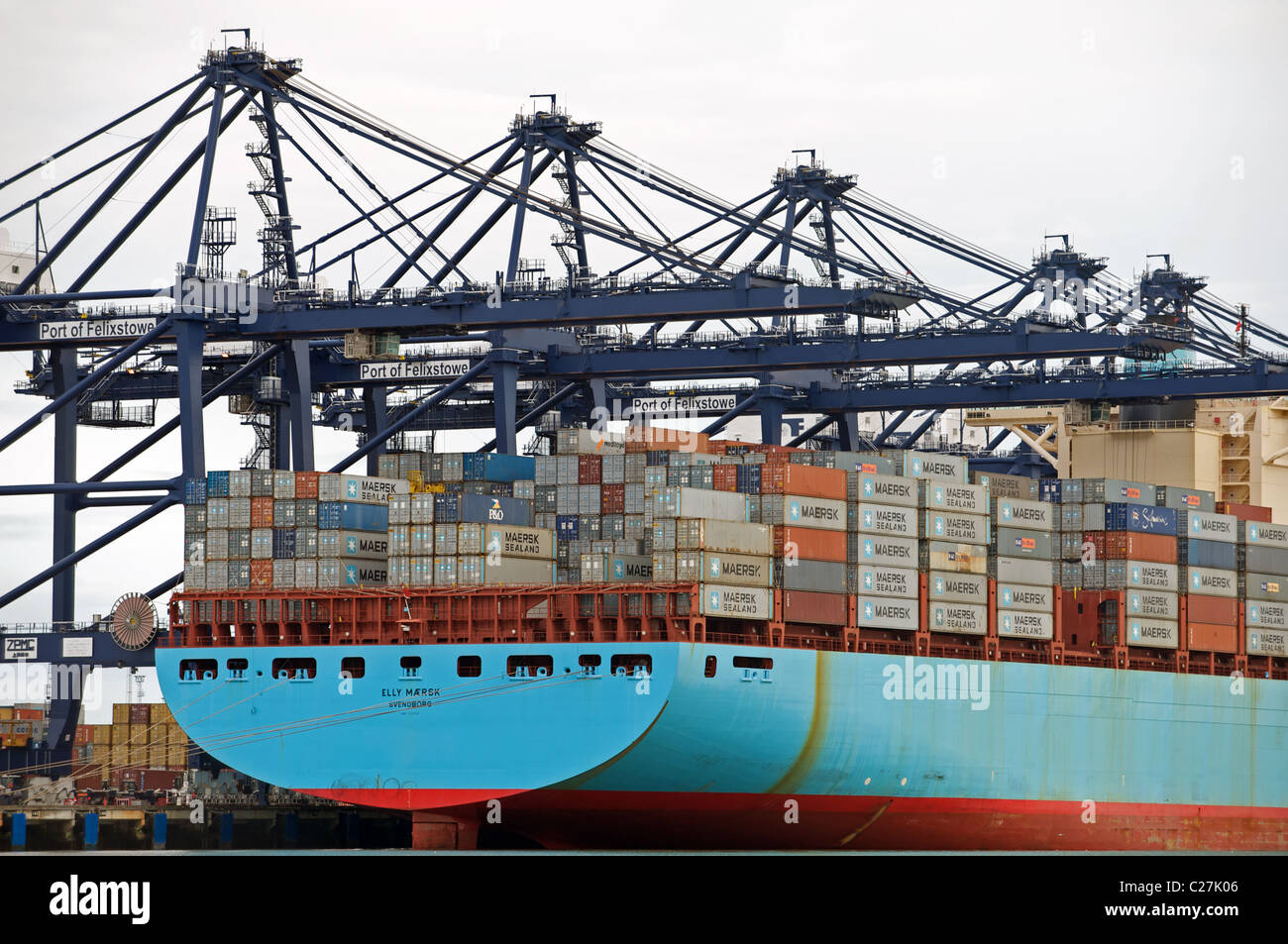 Maersk container ship hi-res stock photography and images - Alamy