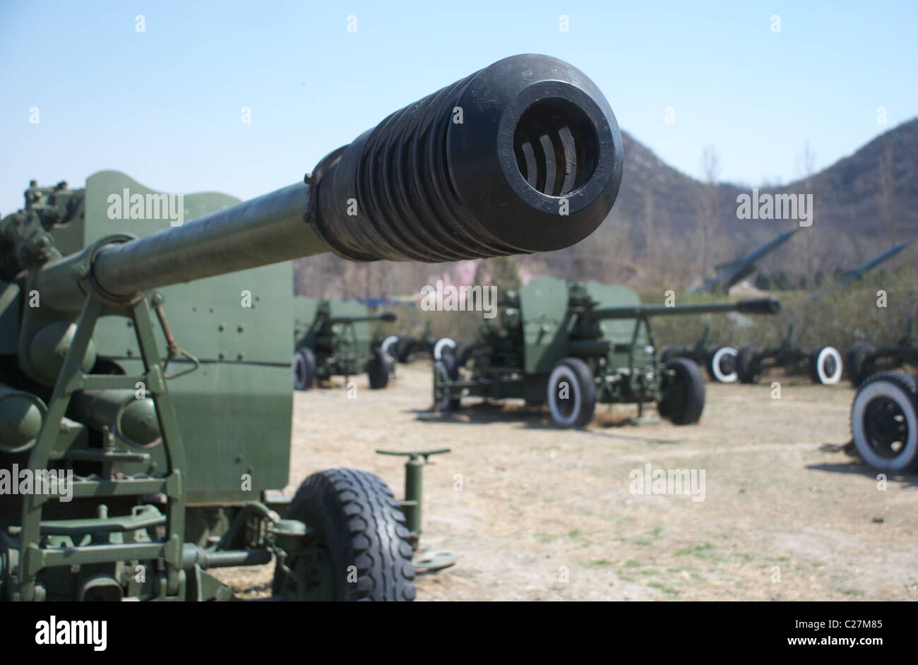 Cannon gun military weapon hi-res stock photography and images - Alamy