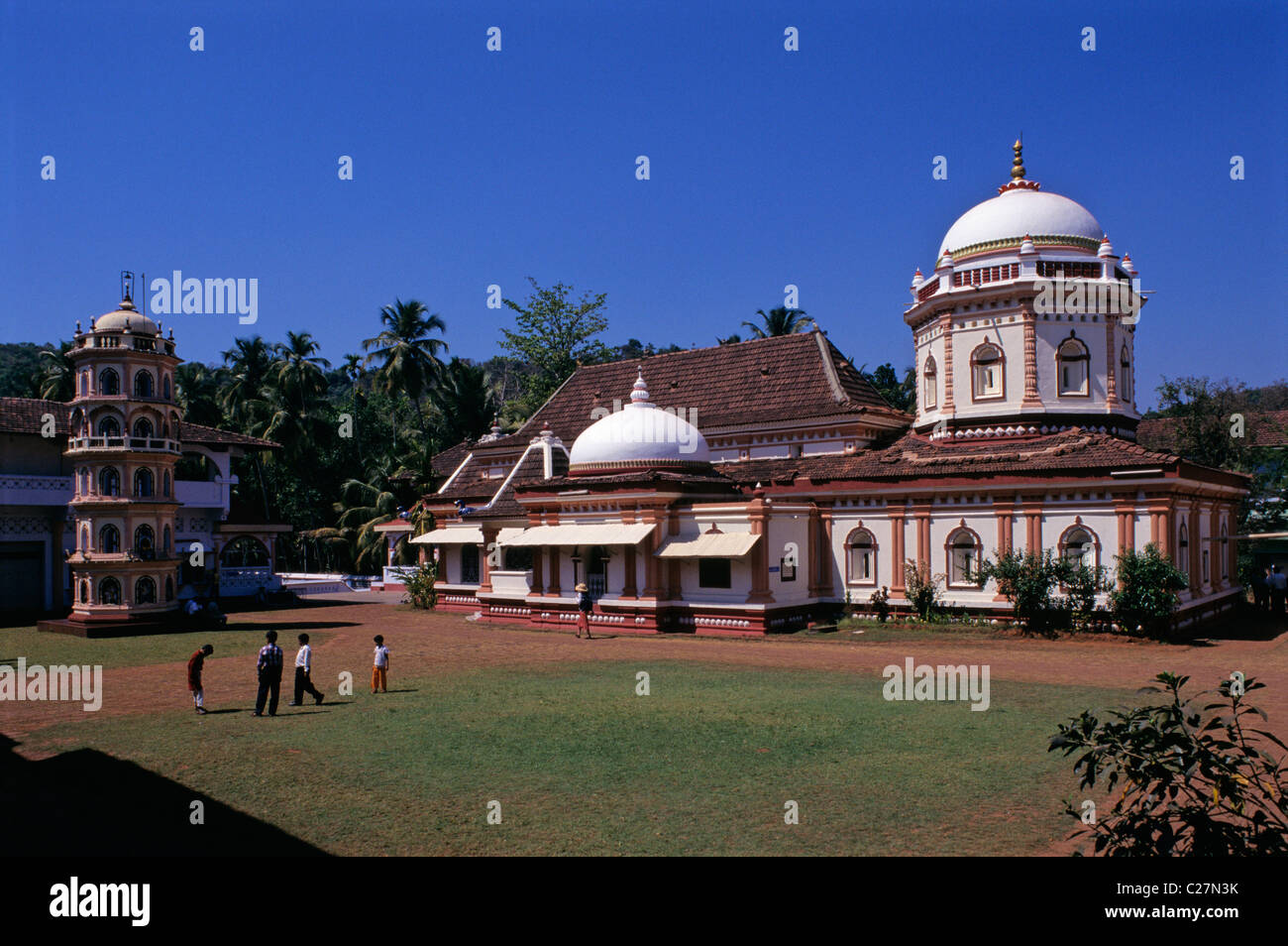 temple complex with lamp tower Ponda Goa India Stock Photo - Alamy