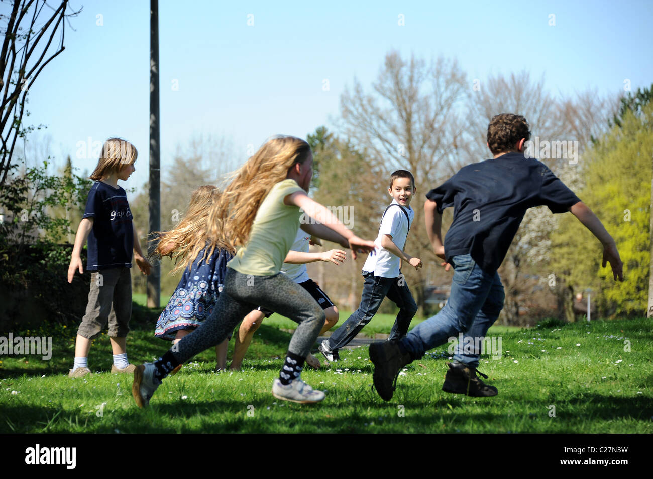 Playing games in the park hi-res stock photography and images - Alamy