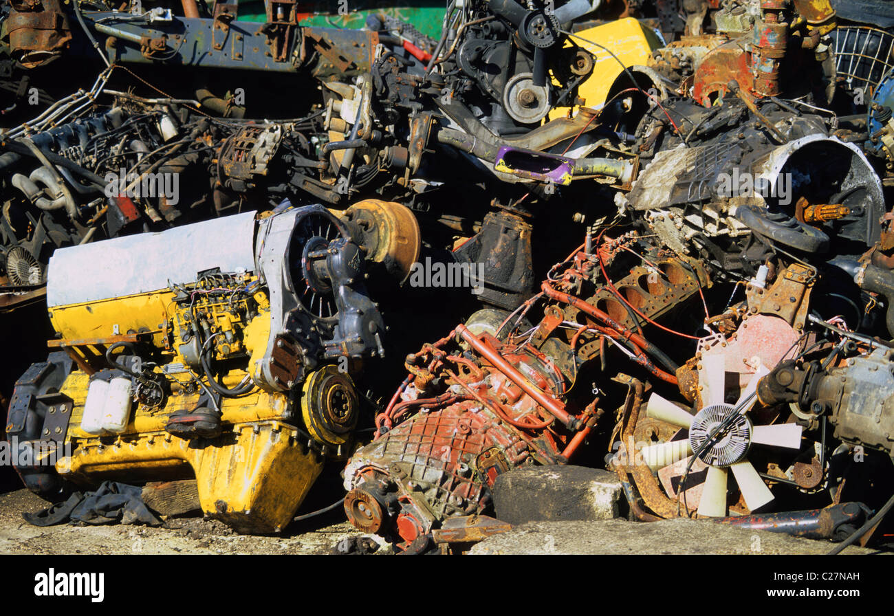 giant pile of lorry engines at scrapyard uk Stock Photo - Alamy