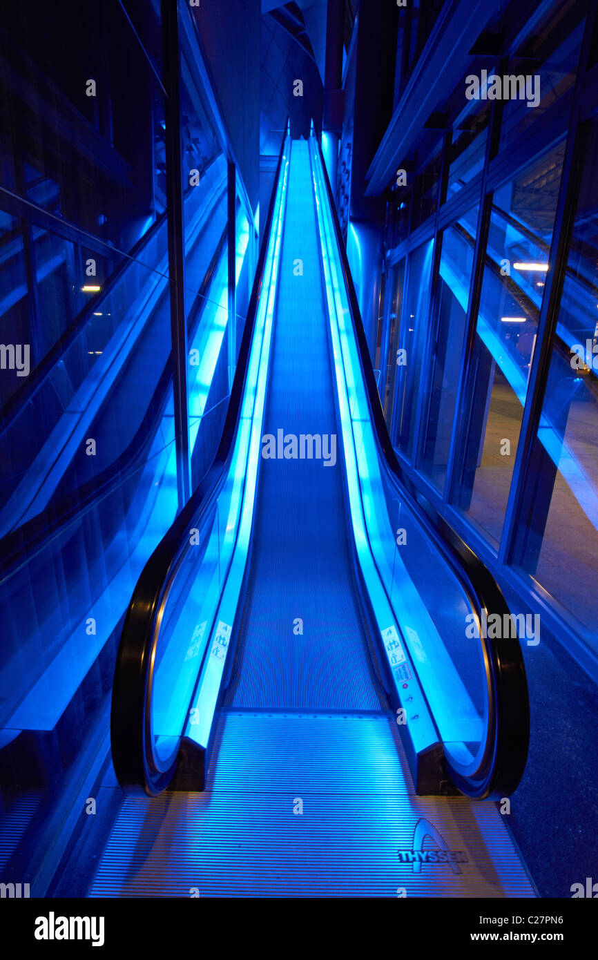 Moving Escalators High Resolution Stock Photography and Images - Alamy