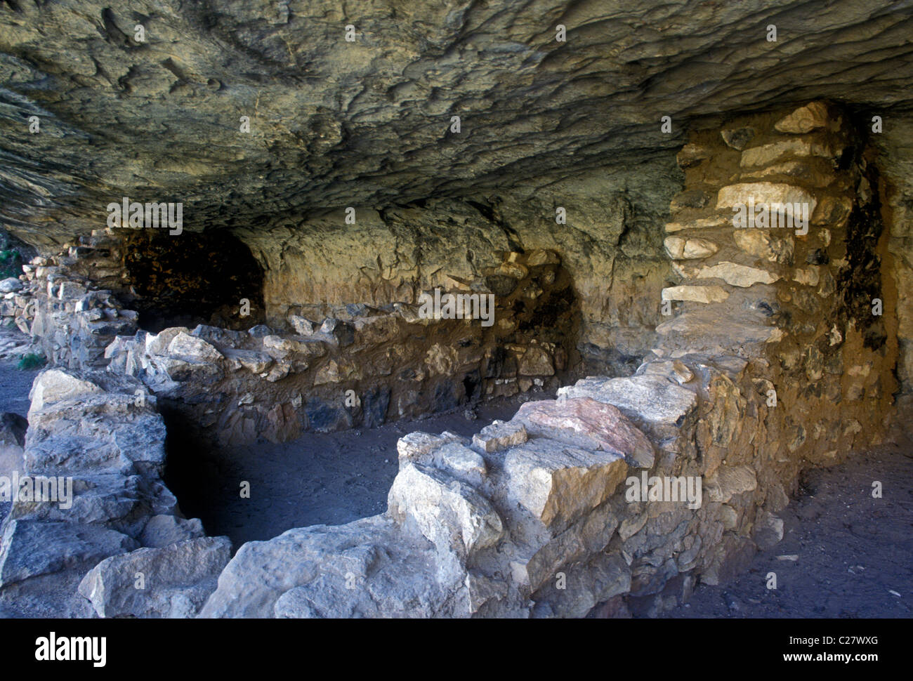 Sinagua Indian cliff dwelling, Walnut Canyon National Monument ...