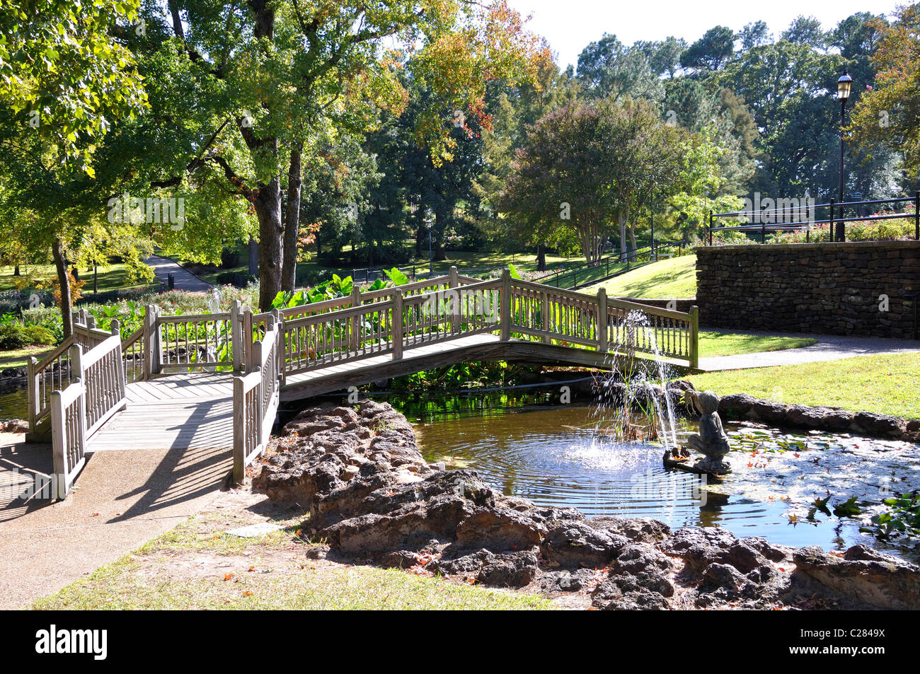 Rose Garden, Tyler, Texas - the largest rose garden in the US Stock ...