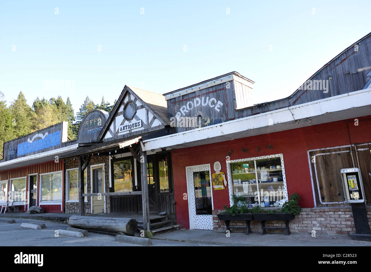 Redwoods National Park, California, USA - Gift shop Stock Photo - Alamy