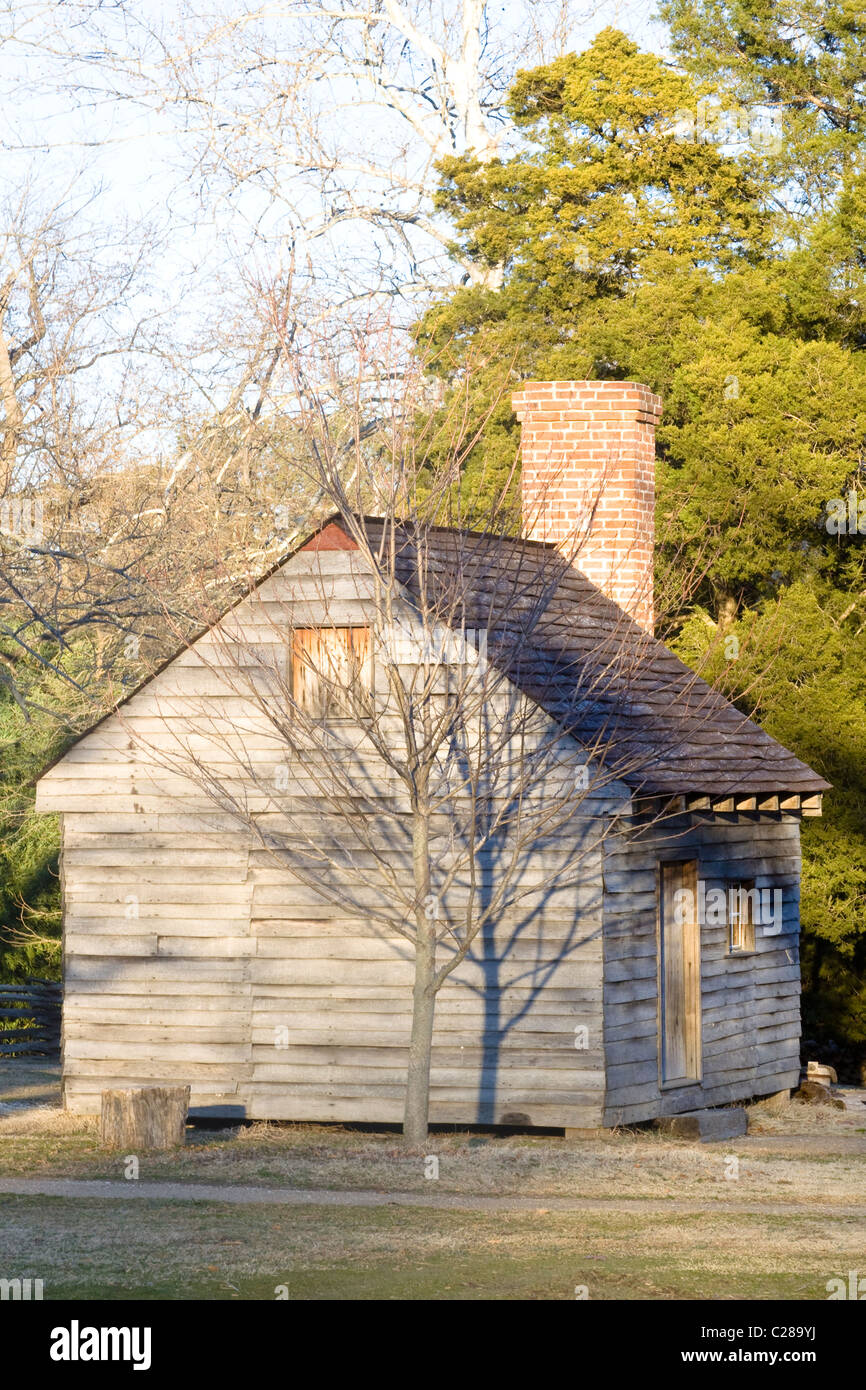 Rustic farm house exhibited at The Great Hopes Plantation - historic ...
