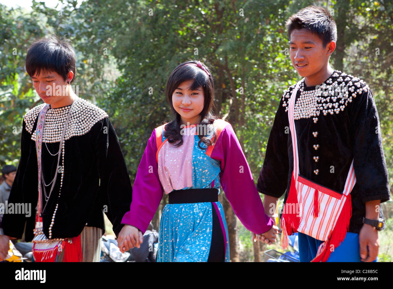 Lisu hill tribes villager dancing for celebration new year, Ban Hay Ko ...