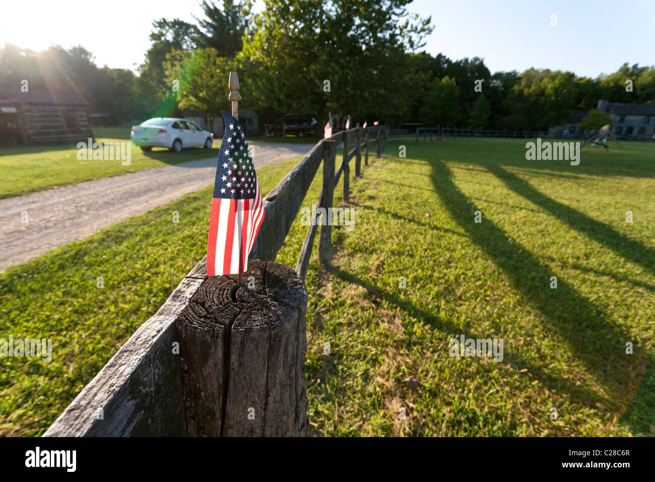 Flag on fence hi-res stock photography and images - Alamy
