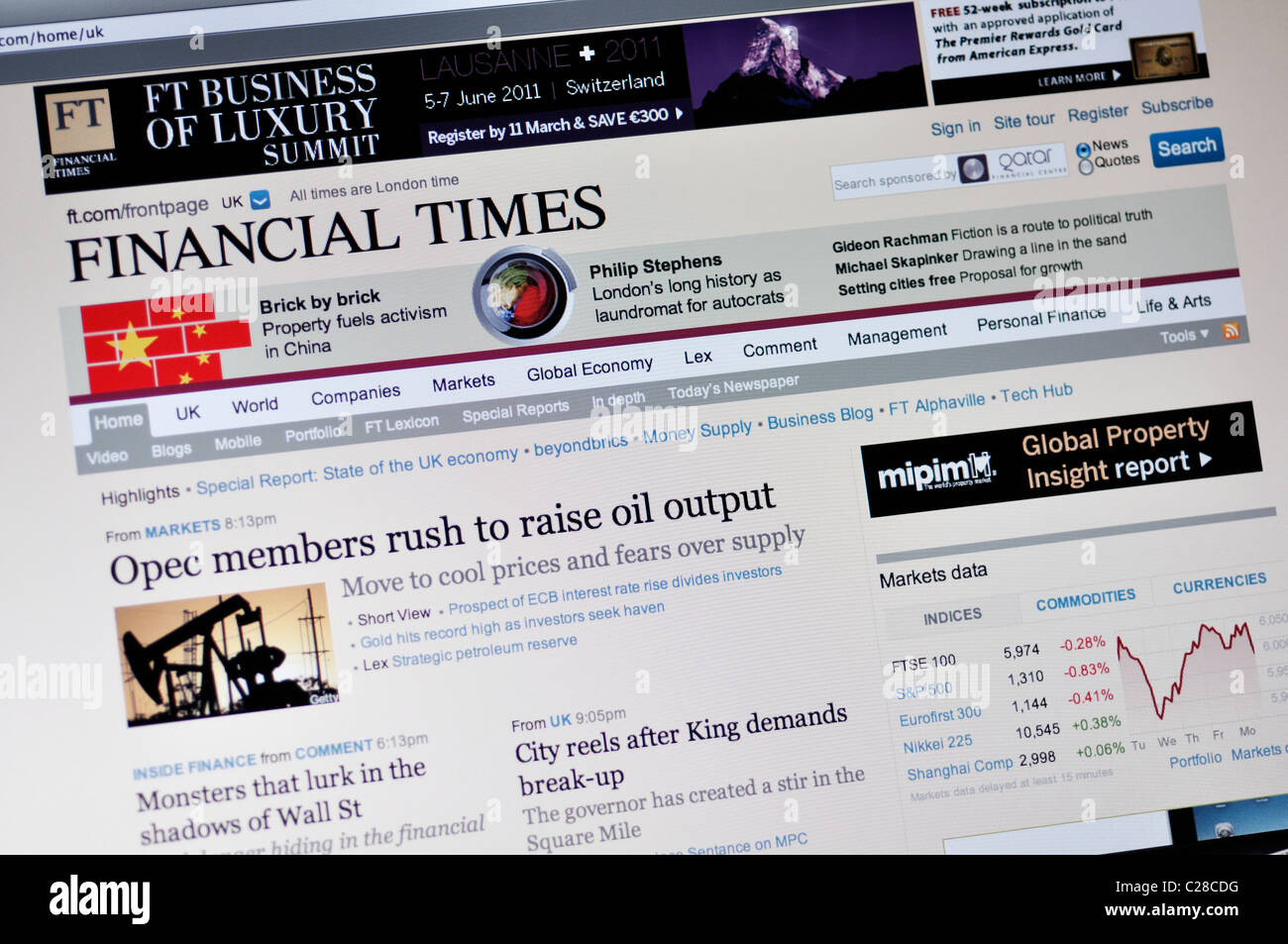 Financial Times newspaper website Stock Photo - Alamy