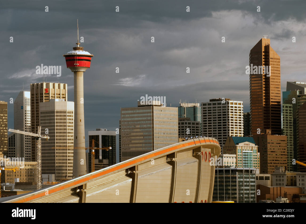 Calgary saddledome skyline hi-res stock photography and images - Alamy