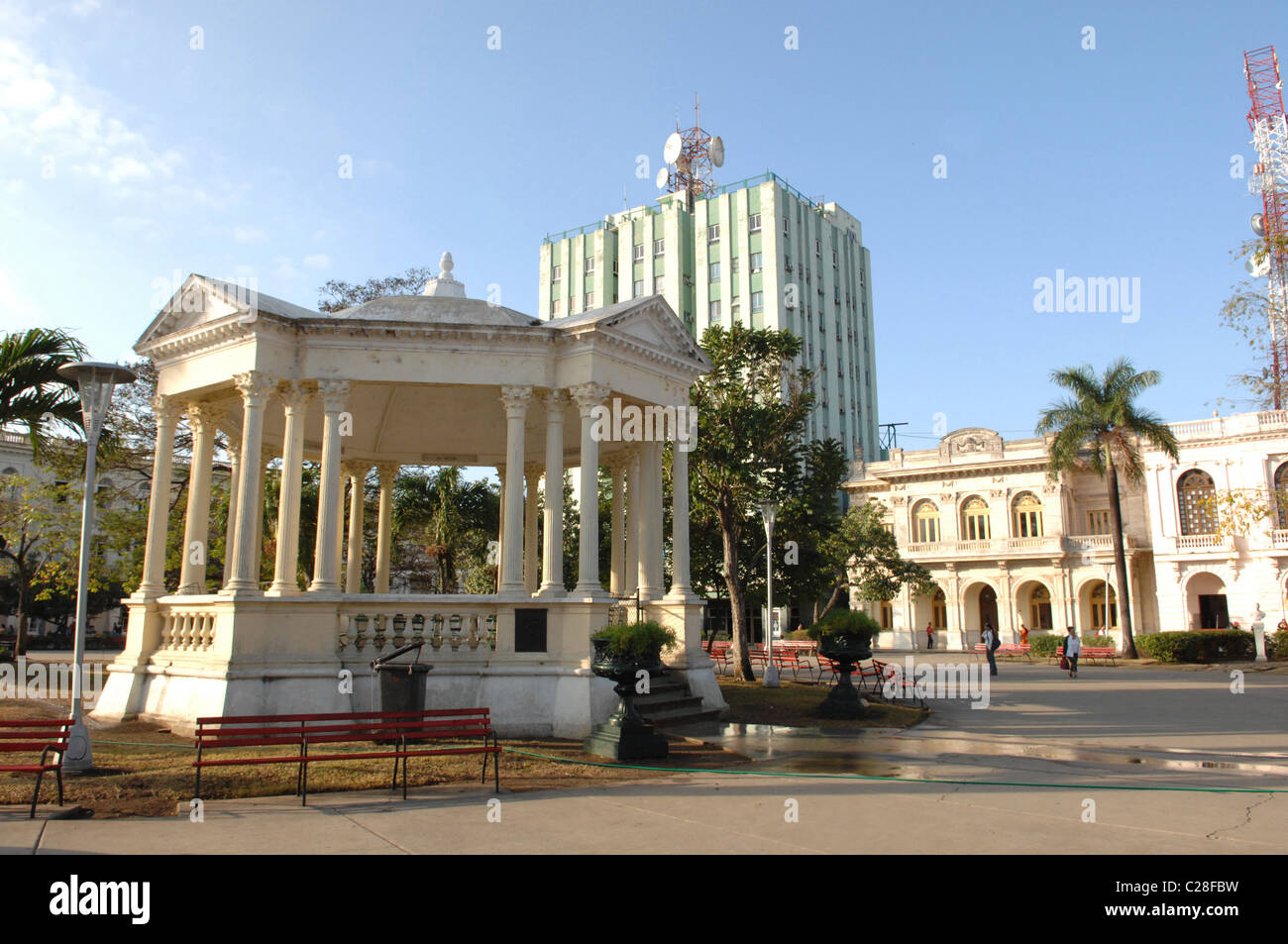 Santa clara cuba cigar factory hi-res stock photography and images - Alamy