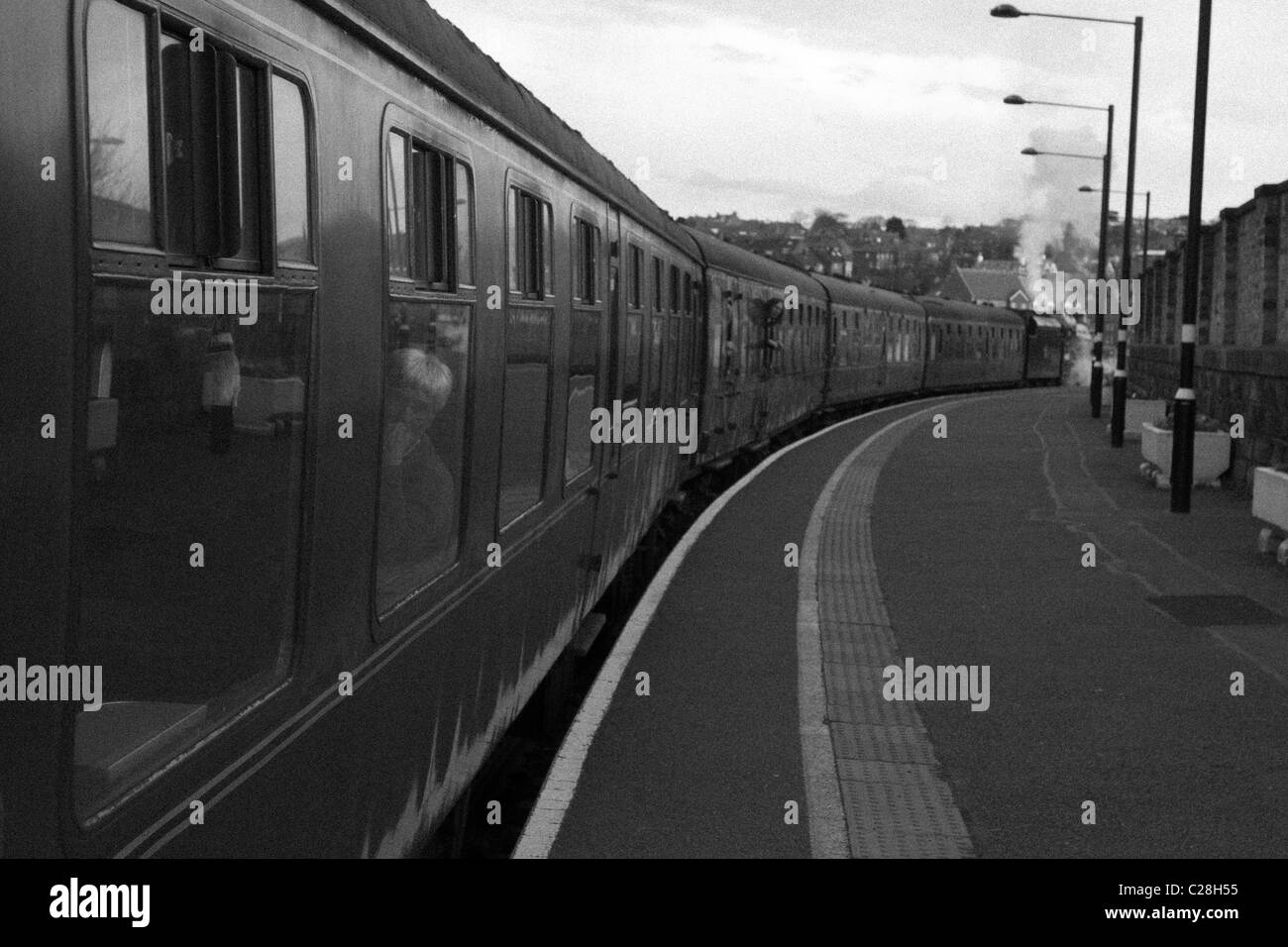 Whitby station hi-res stock photography and images - Alamy