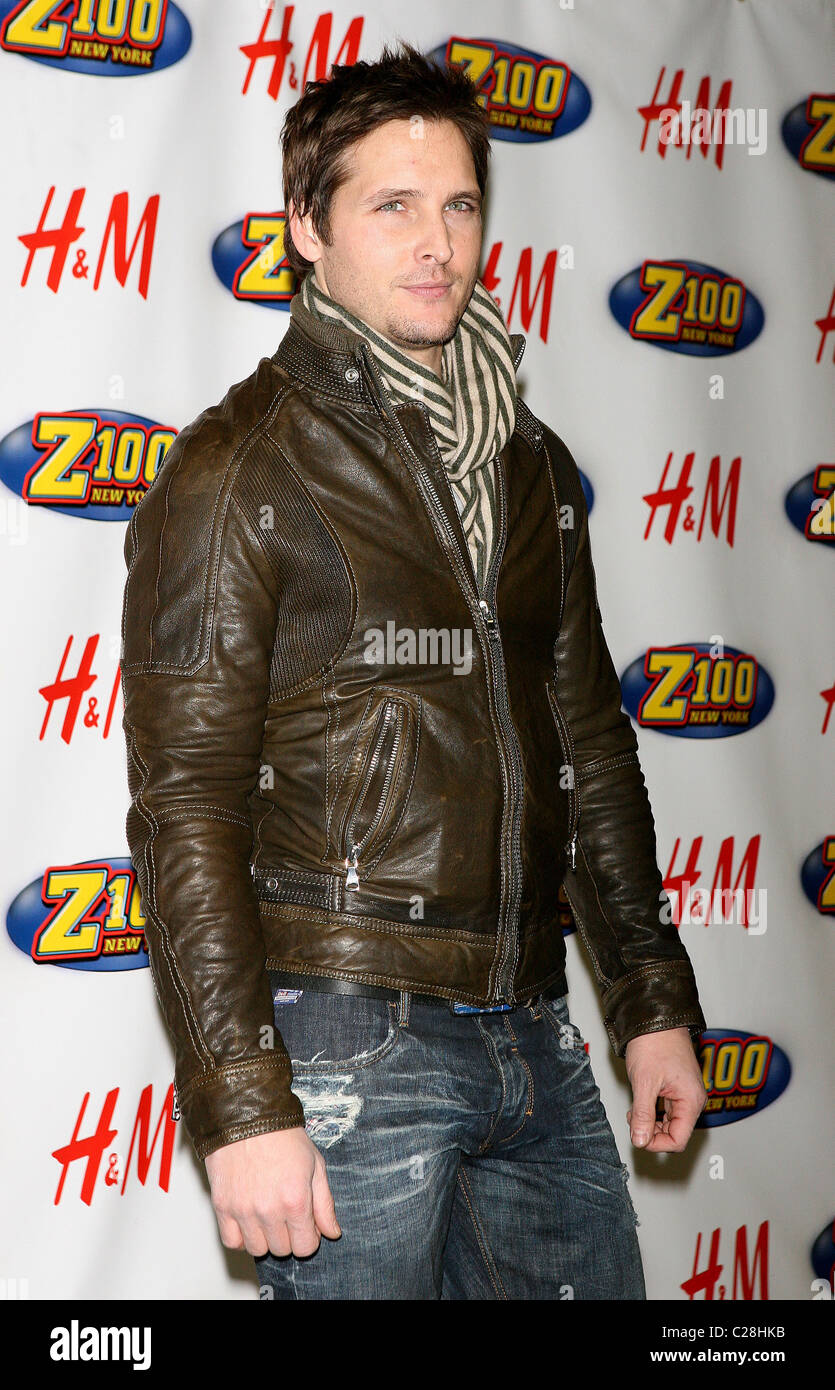 Peter Facinelli Z100's Jingle Ball 2009 held at Madison Square Garden ...