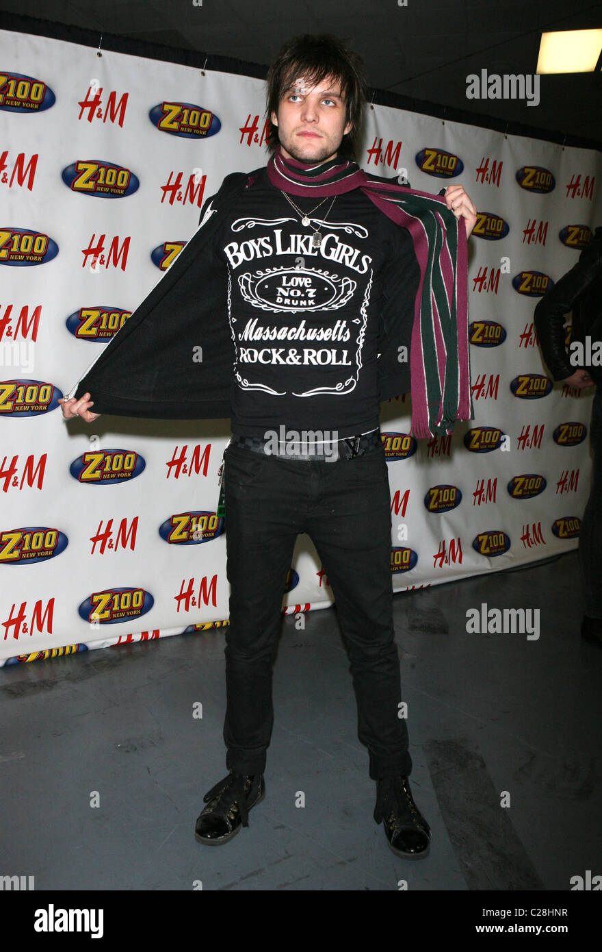Martin Johnson of Boys Like Girls Z100's Jingle Ball 2009 held at ...