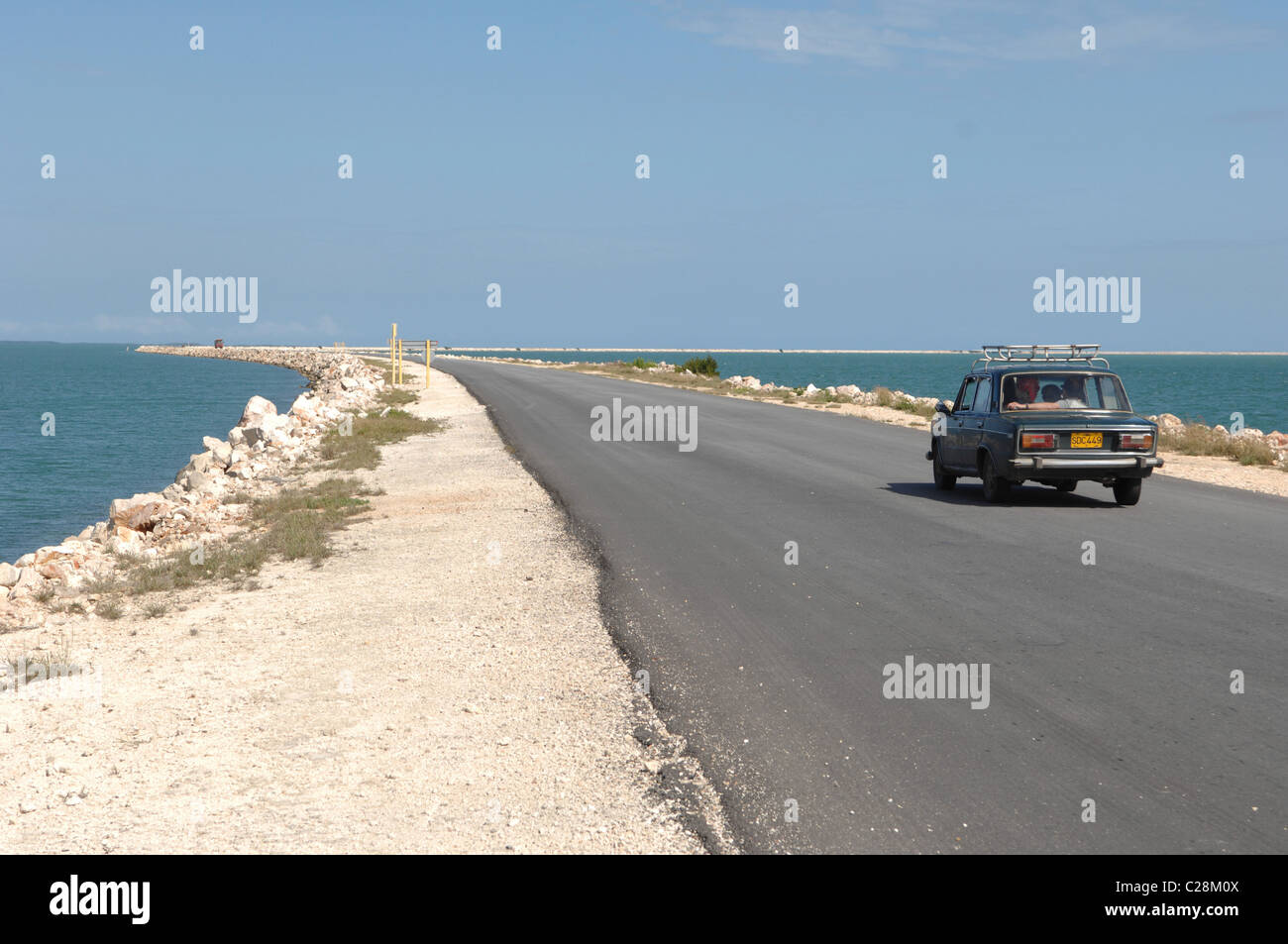 Causeway to the cayo coco island hi-res stock photography and images ...