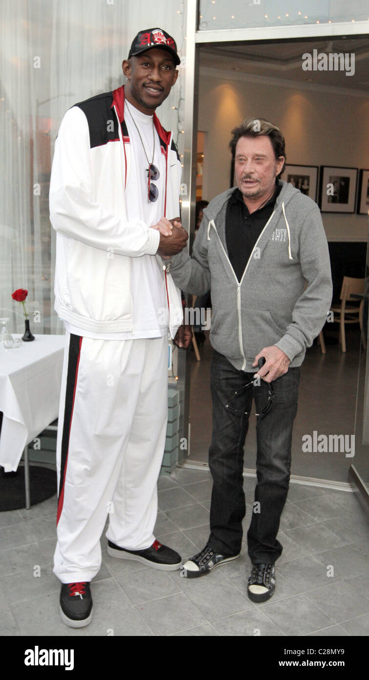 LA Laker D. J. Mbenga and Johnny Hallyday Johnny Hallyday and his wife ...