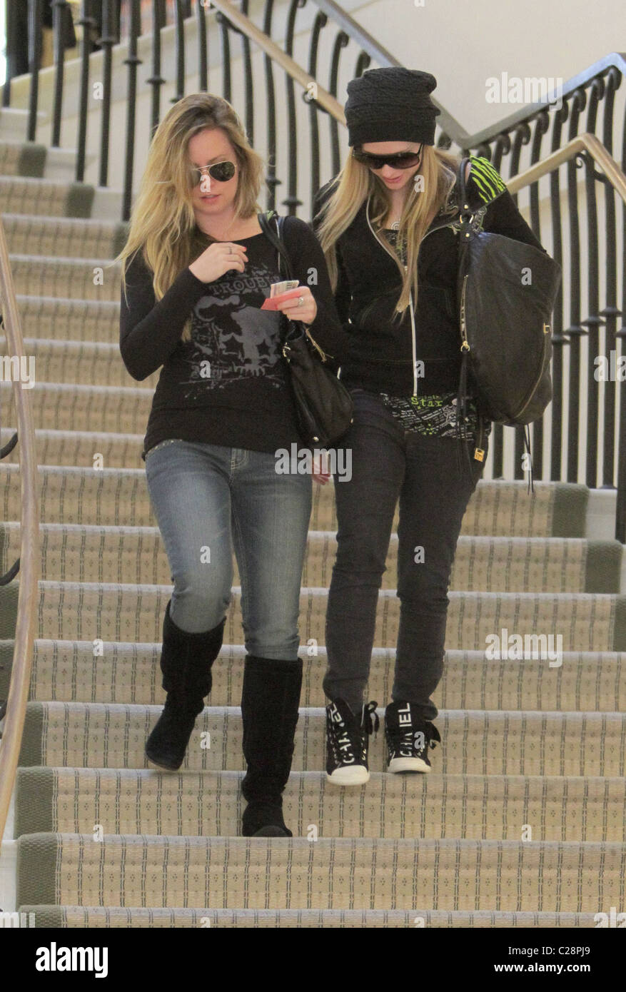 Avril lavigne and friend hi-res stock photography and images - Alamy