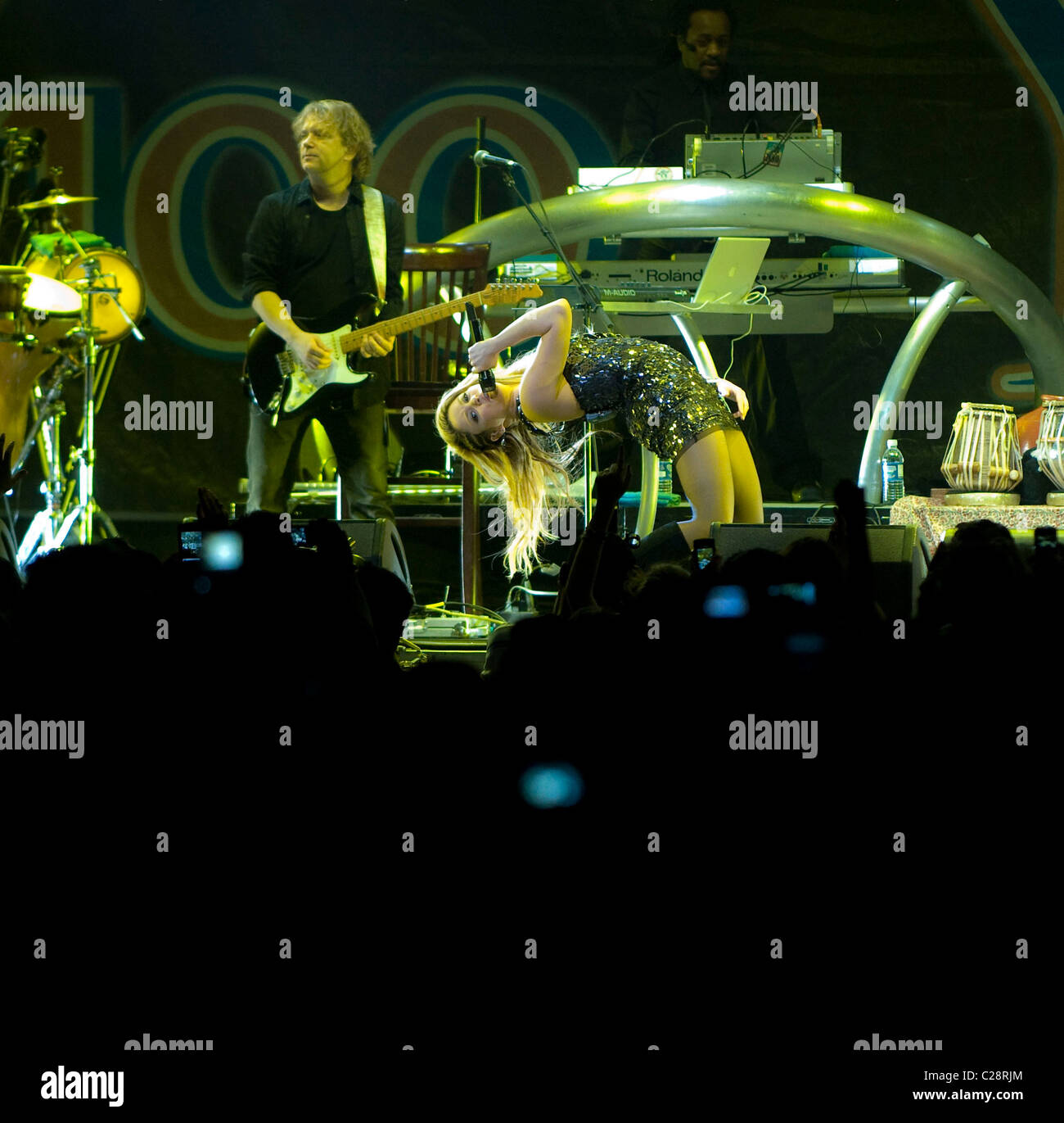 Shakira Y100's Jingle Ball 2009 held at the Bank Atlantic Center ...