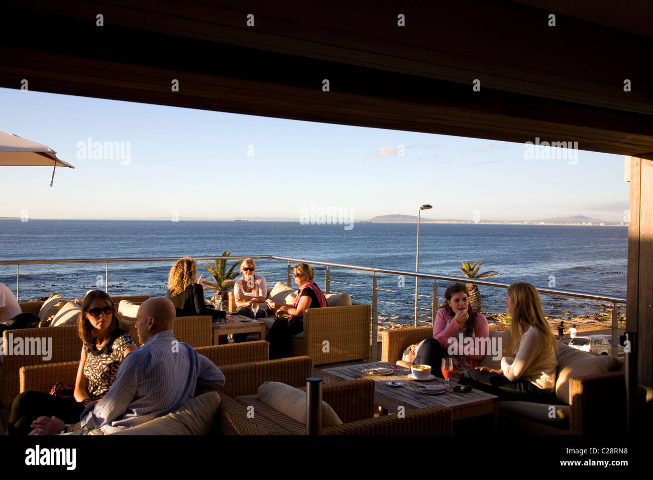 Wafu hi-res stock photography and images - Alamy