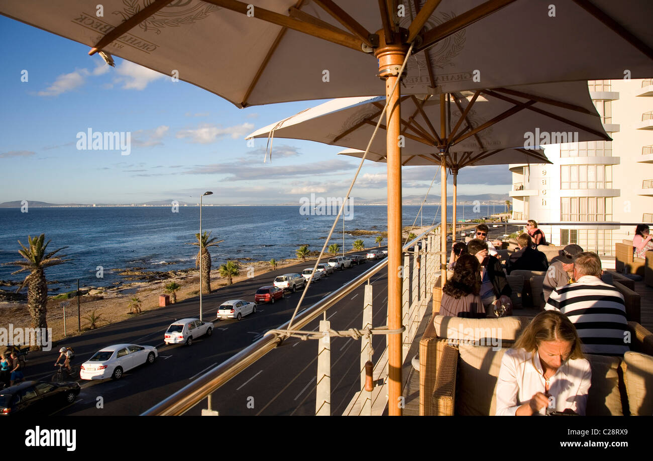 Wafu hi-res stock photography and images - Alamy