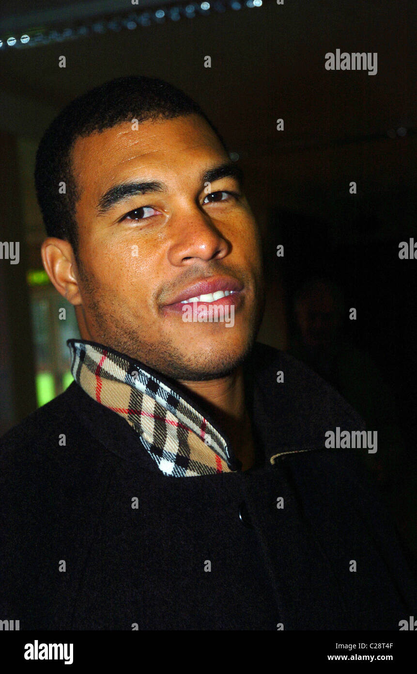 Jason Bell helps to break Guinness World Record Tree planting attempt ...