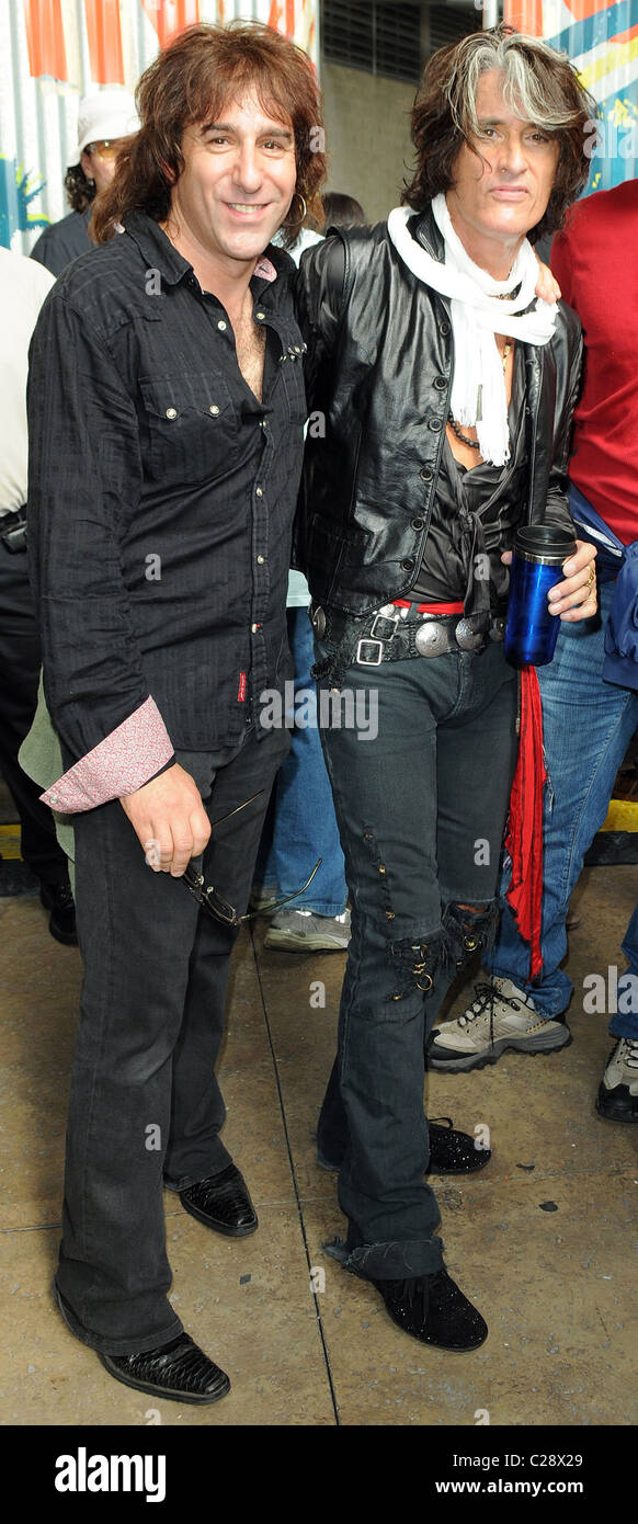 Mike Sivo and Joe Perry arrives at the Orange Carpet before the Miami ...