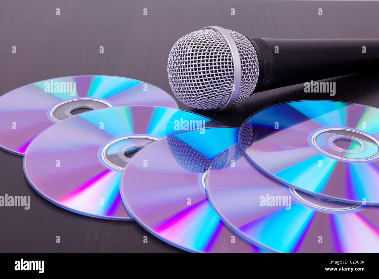 Vocal microphone hi-res stock photography and images - Alamy