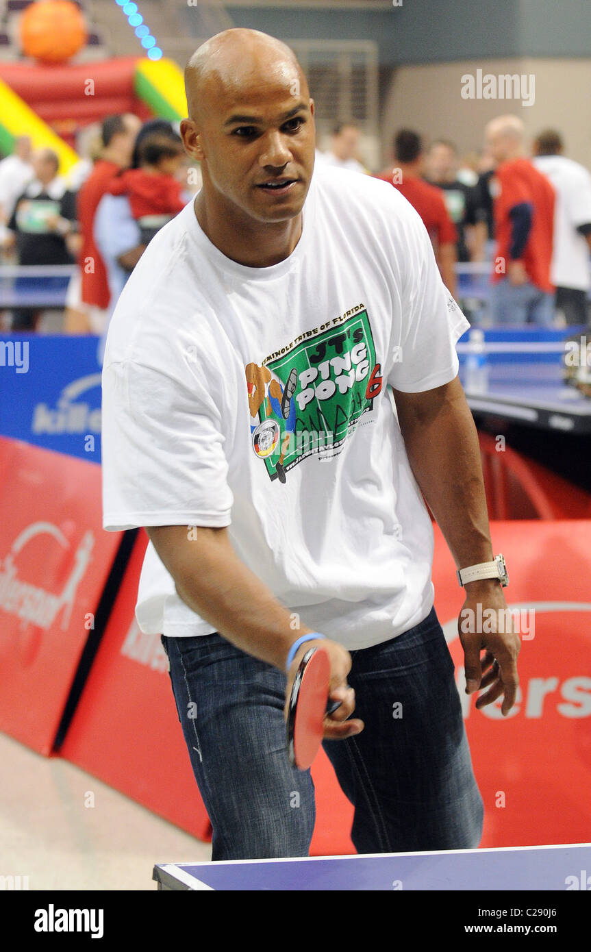 Jason Taylor plays ping pong during the Jason Taylor Foundations of ...