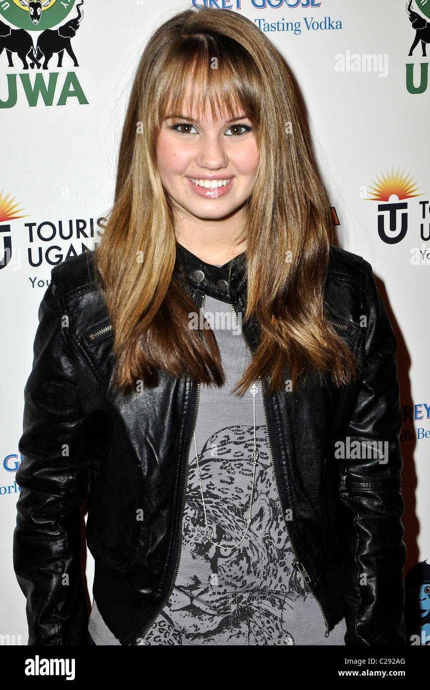 Debbie Ryan The Uganda Wildlife Authority (UWA) host an evening ...