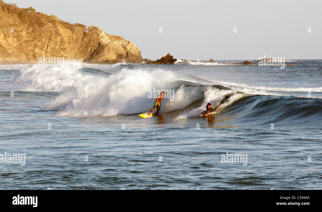 People Surfing Mazunte Oaxaca State Mexico Stock Photo - Alamy