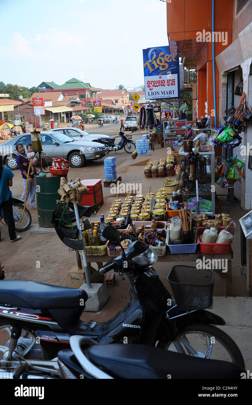 Road mondulkiri province cambodia hi-res stock photography and images - Alamy