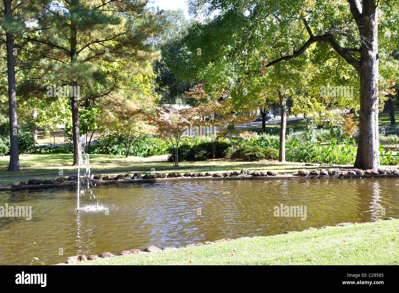 Rose Garden, Tyler, Texas - largest rose garden in the US Stock Photo ...